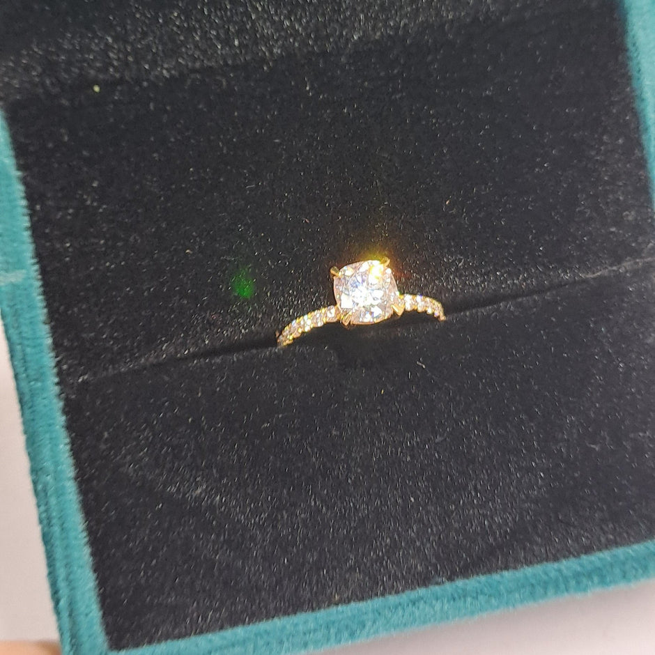 Buy Solitaire Diamond Rings for Women Online in India | Vai ra – Vai Ra